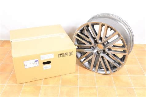 【やや傷や汚れあり】toyota 42611 30f50 Yt15 トヨタ 純正 ホイール レクサス クラウンアスリート アルミホイール