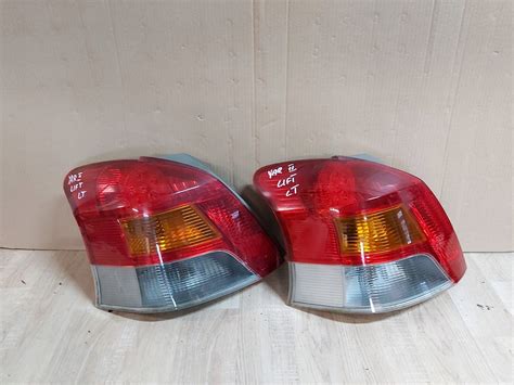 Toyota Yaris II lampa tył tylna lewa LIFT LED 13206440361 oficjalne