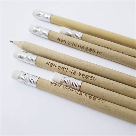 달공장 친환경크라프트종이연필 🔅재생용지옥수수전분풀로 제작한 환경을 생각한 연필이예요