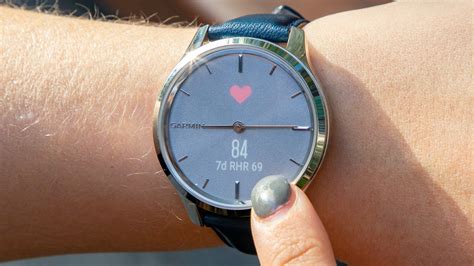 Garmin Vivomove Luxe Review Tom S Guide