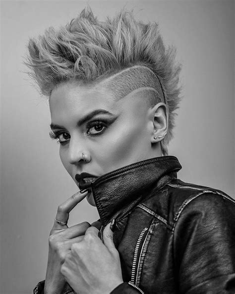 Пин от пользователя Fina Moreno на доске My Hair Здоровые волосы Прически Короткие стрижки