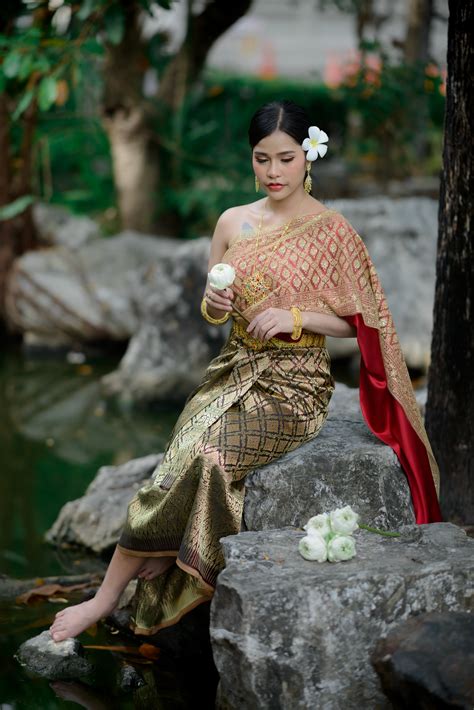Thai Traditional Dress