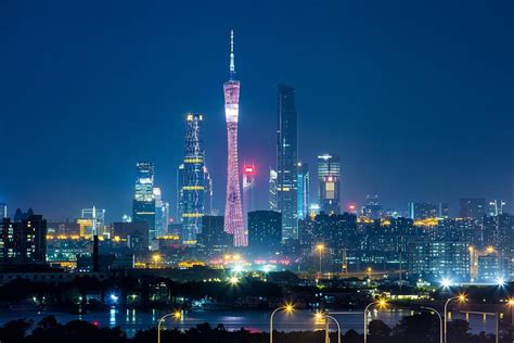 1995年至今江苏、广东gdp对比:江苏最低时为广东78,最高为96 1995年至今江苏、广东gdp对比:江苏最低时为广东78,最高为96
