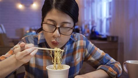 How To Prevent Glasses From Fogging Smartbuyglasses Usa