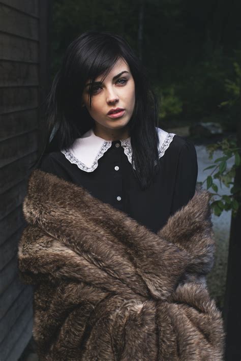 Danielle Sharp Pictures