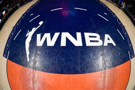 Third Wnba Game Interrupted By A Sex Toy What Are Players Coaches
