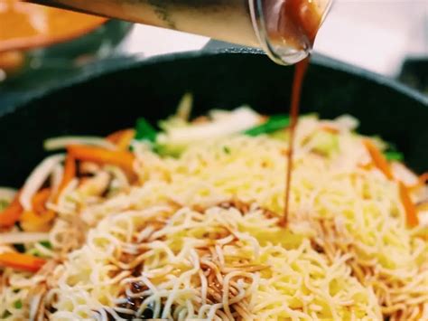 Yakisoba 20 Minute Classic Japanese Fried Noodles Tiffy Cooks