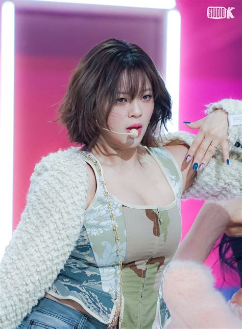 240222 Kbs Kpop Twitter Update With Jeongyeon Set Me Free Music