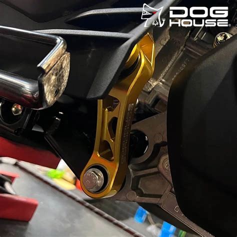 惡搞 鋁合金 B8r 引擎拉桿 引擎吊架 狗骨頭 套件 適用 六代戰 水冷bws Force20 勁六 水b 七期 金 蝦皮購物