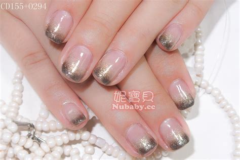 亮粉漸層 凝膠指甲 美甲範例 早期作品 妮寶貝指甲