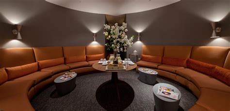 Oasis New York City Day Spa Massage Swedish Deep Tissue Facial