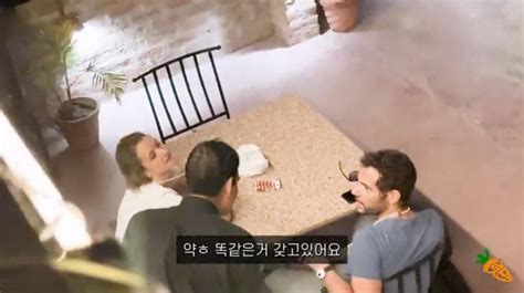 싱글벙글 인도에서 배탈난 유튜버 실시간 베스트 갤러리