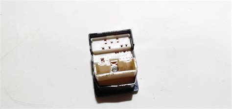 769746a Used Wing Mirror Control Switch Exterior Mirror Switch Toyota