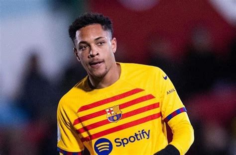 Vitor Roque Pode Conquistar Primeiro Título Pelo Barcelona Em Clássico
