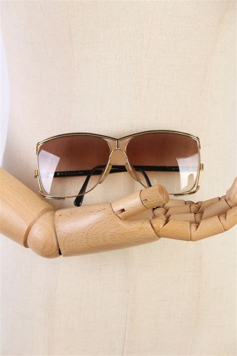 Aviator Tinted Sunglasses Airrobe