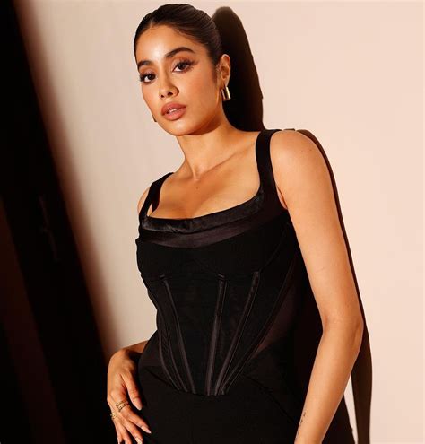 Janhvi Kapoor Is All About Curvy Kim Kardashian Vibes In All Black