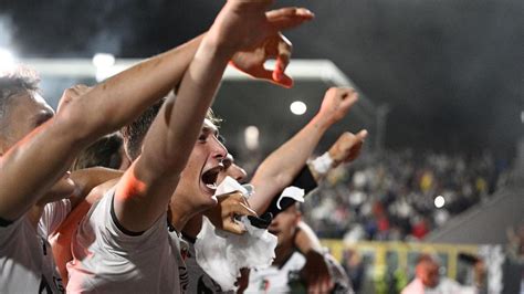 Il Mister Al Top Elia E Nagy Sono Larma In Più Successo Corale