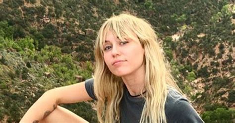 Miley Cyrus Defends Herself After Being Slut Shamed E Online