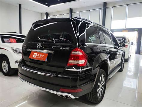 奔驰 奔驰gl级 2011款 Gl 450 4matic尊贵型实拍图