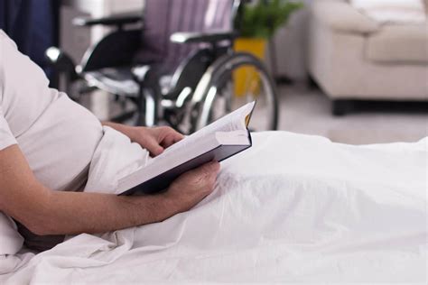Hospitalisation à domicile avantages et inconvénients