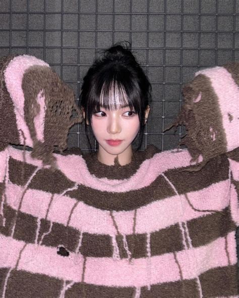 에스파 긴 생머리 카리나 올림머리 카리나 촬스의 이슈와 유머