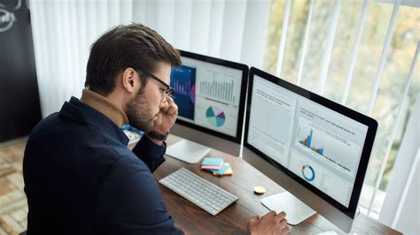 Aws Cloud Migration Cuts Costs 30 For Saas Analytics Platform Alphatwelve