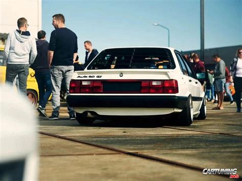 Stanced Audi 80 B2 Rear