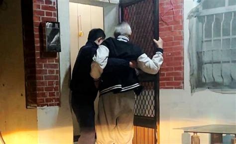 7旬老翁迷途 和心警協助返家