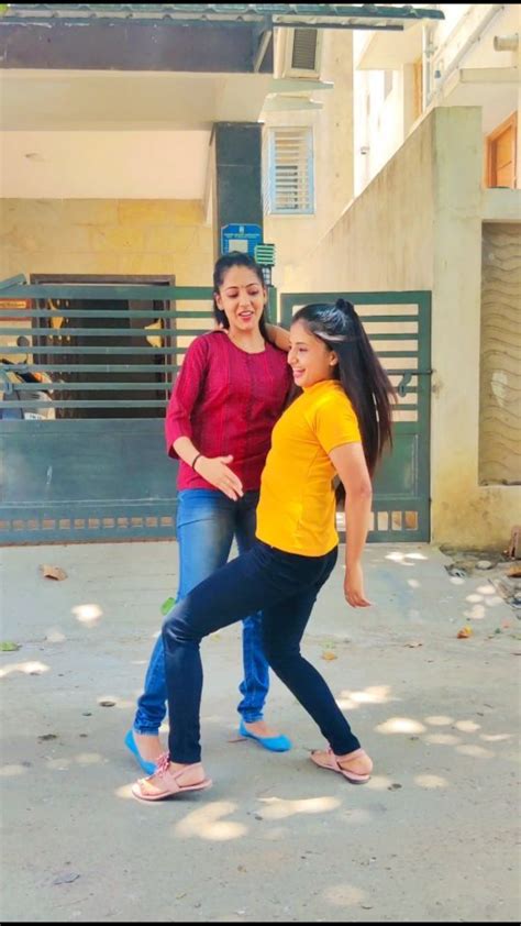 Krishnashilpa K Bullet Hu😜💋 Tag Ur Twinning Sister 😜 Chippu