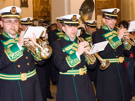 La Agrupación La Vera Cruz de Campillos