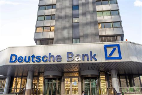 Book About Deutsche Bank Dark Towers Deutsche Bank Donald Trump And An Epic Fnxcml