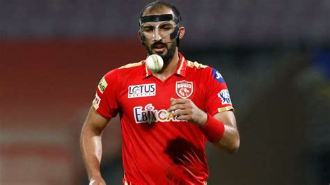 Ipl 2022 Rishi Dhawan Hits Bullseye Sends Gill Back To The Hut Watch