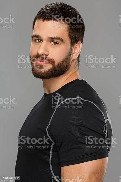 근육질의 빌드입니다 숫나사 뷰티 인물사진 Bearded 잘생긴 남자 근육질 체격에 대한 스톡 사진 및 기타 이미지 근육질