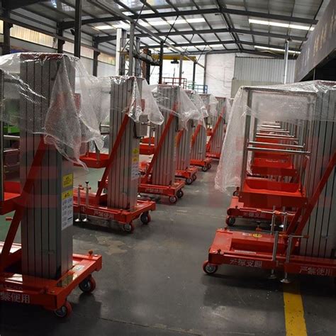 China Customized Telescopic Aerial Work Platforms Manufacturers