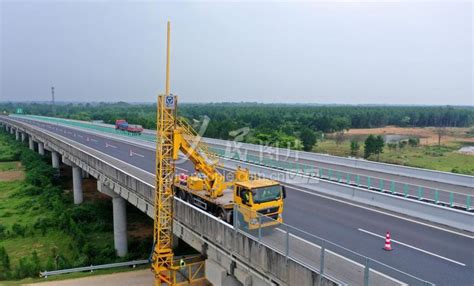 江西泰和大桥体检保障安全运行 人民图片网
