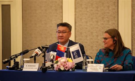 Азийн хөгжлийн банктай 2025 2028 онд хамтран ажиллах түншлэлийн стратегийн баримт бичгийг