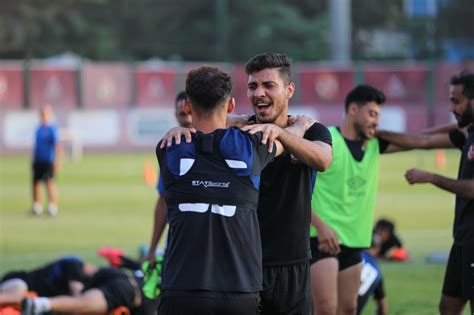 أخبار سارة في تدريبات الأهلي المصري قبل موقعة دوري أبطال أفريقيا