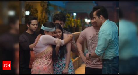 Anupamaa Update November 29 Pakhi Gets Assaulted Anupamaa And Shahs