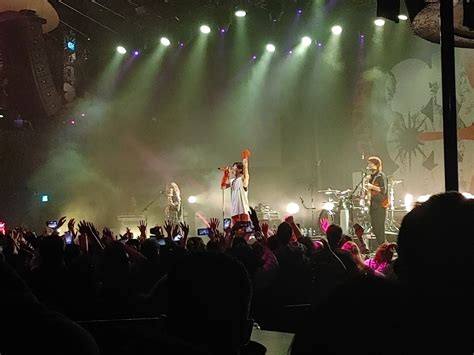 One Ok Rock Luxury Disease Album And Concert Review Roneokrock