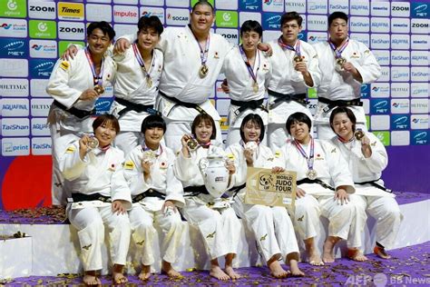 日本が男女混合団体戦6連覇 逆転で仏下す 世界柔道 写真12枚 国際ニュース：afpbb News