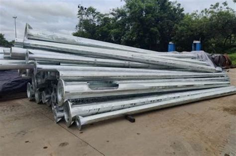 Mild Steel Outdoor High Mast Street Lighting Pole M At In Nagpur