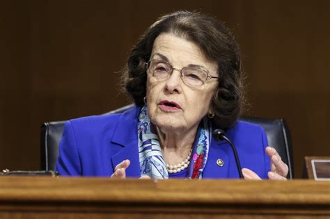 Dianne Feinstein 90 Cedes Power Of Attorney To Daughter