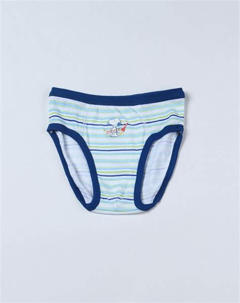 童装三角裤三角裤大山谷图库