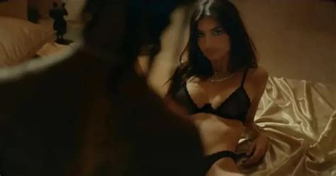 Emily Ratajkowski Strips To Lingerie To Thrust With Travis Scott For Saucy Video Daily Star
