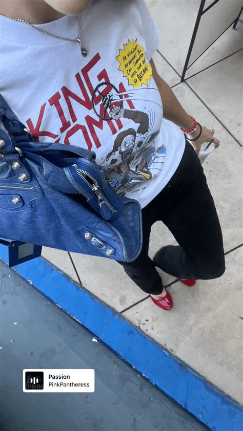 Lizzy Greene Instagram Story Photo Dump Sep 20 2023 R