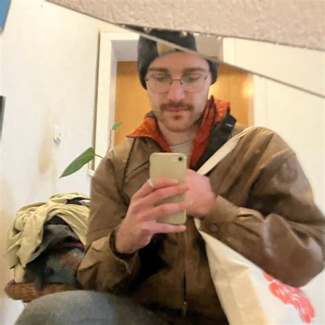 Rick Hoppmann Stylized Material Artist