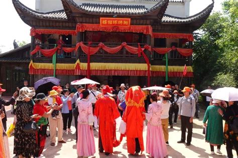 黄石鄂州居民可免费游凤娃古寨 湖北日报新闻客户端