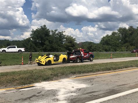 Three Injured In Three Vehicle Wreck Dominion Post