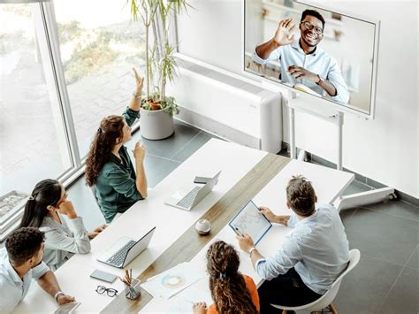 Ensure Seamless Collaboration At A Distance