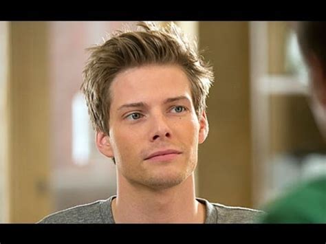 The Good Wife Recruits Weeds Alum Hunter Parrish For A Season 5 Guest